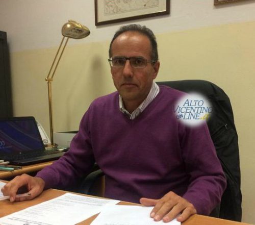 Thiene-Schio. Cellulare a scuola, Crivellaro: “A 18 anni come la ...