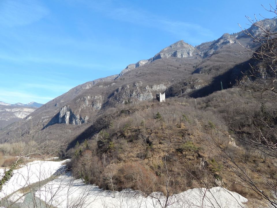 Valdastico-Cogollo. 300 mila euro salveranno le torri millenarie grazie ...