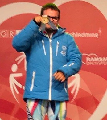 Fara. Oro nello sci per Michael Carollo: è campione del mondo ...