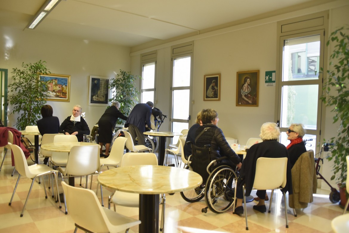 E' il momento della verità sulle case di riposo e sui nonni morti di ...