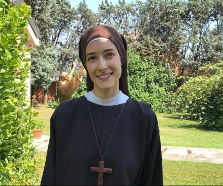 Anna Maria, suora di clausura a 30 anni: "Non sono un angelo, ma qui mi ...