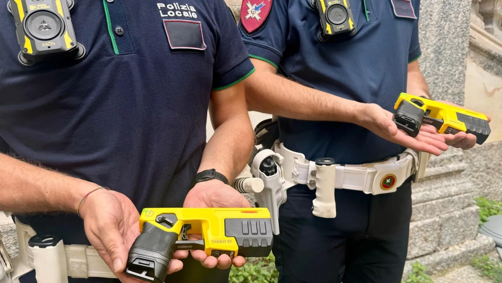 Thiene. Taser e bodycam: il nuovo volto della sicurezza urbana ...