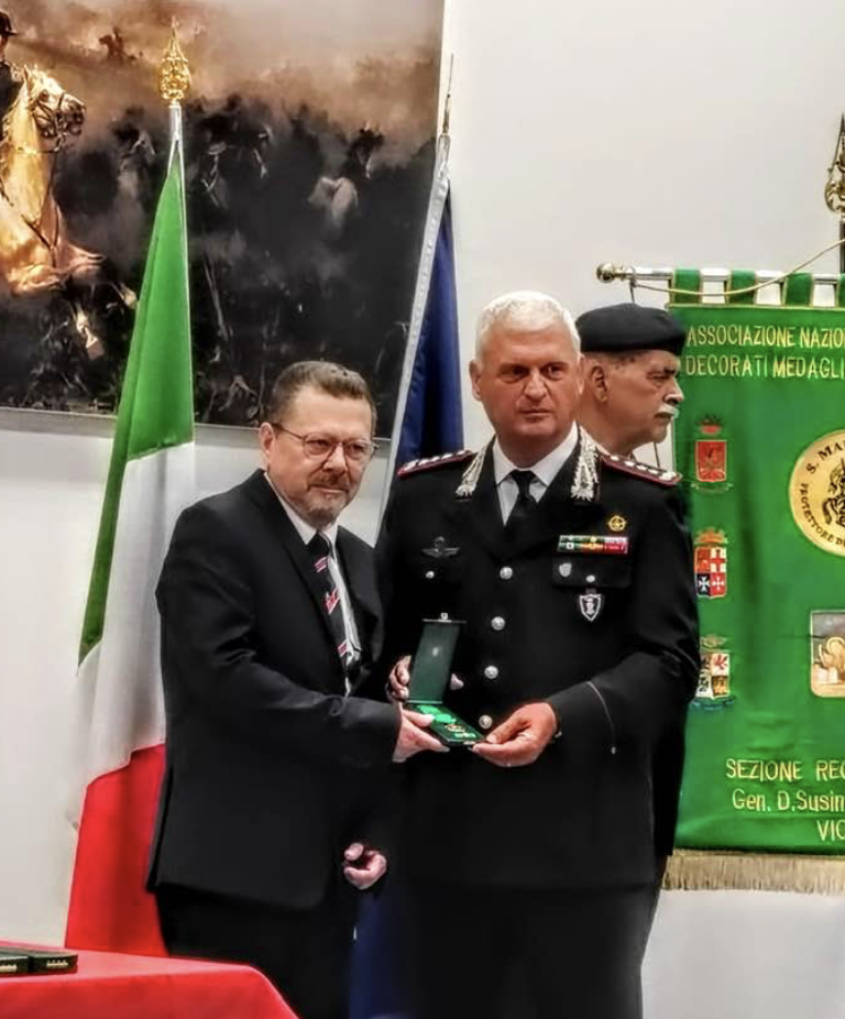 Lusiana Conco. All'ex Comandante Giacomin la Medaglia Mauriziana ...