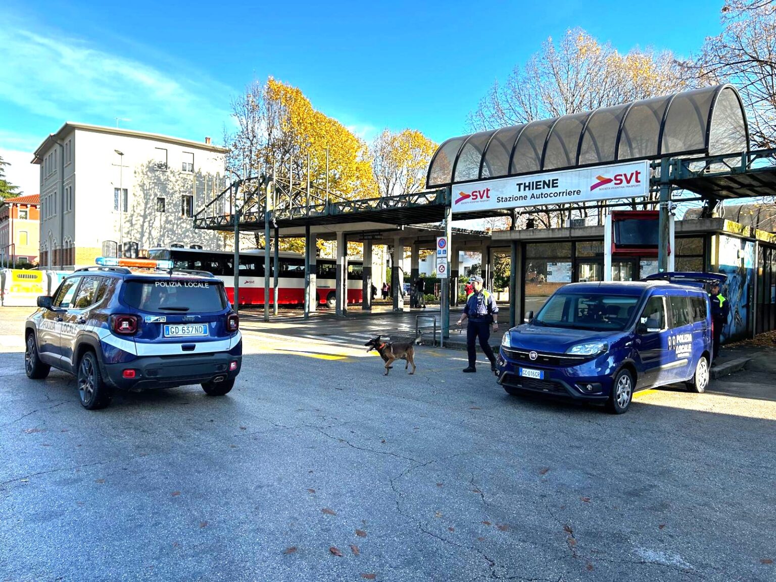 Thiene. Scontro tra minorenni alla stazione dei bus: sequestrata droga ...