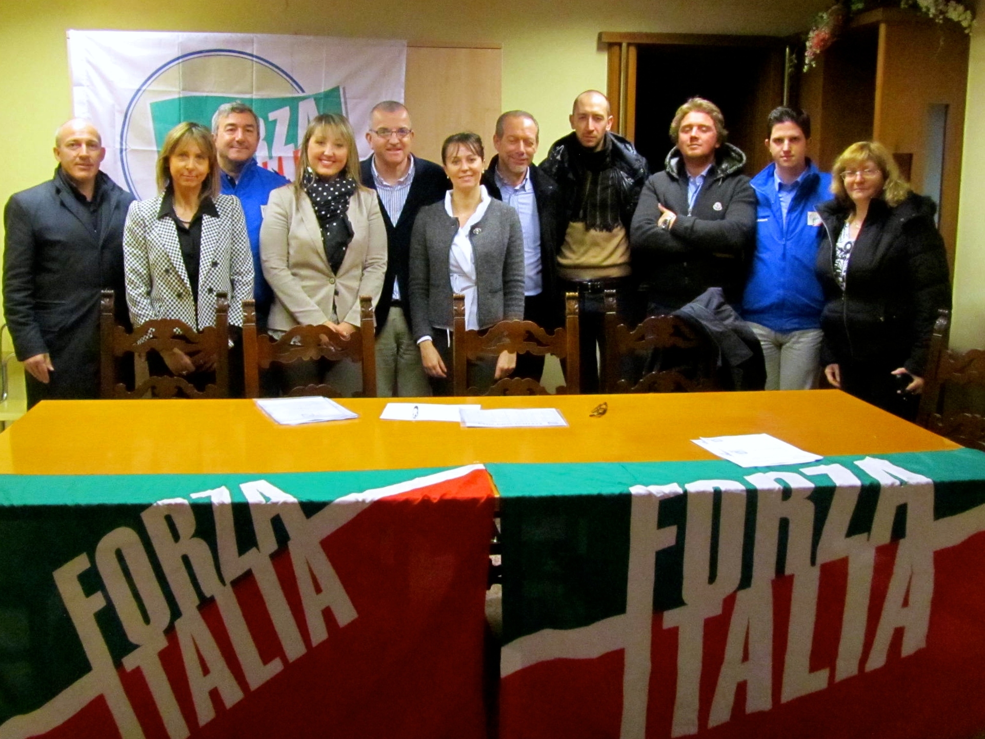 Schio. E' nato il club :' Forza Silvio' - AltoVicentinOnline